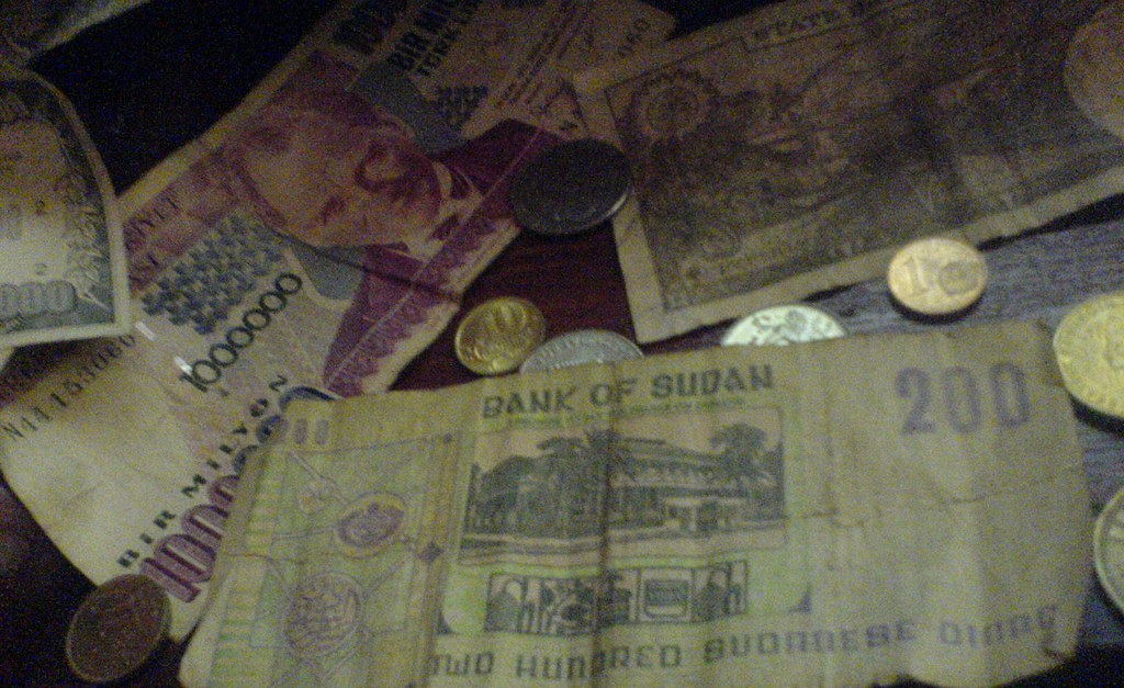 Sudan Devalues Currency to Seek Debt Relief - allAfrica.com